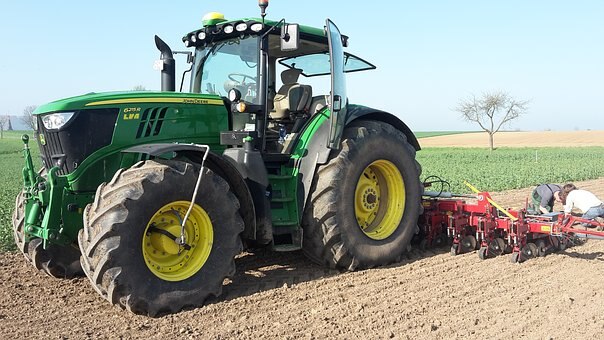 Lendületesen bővült a traktorpiac májusban