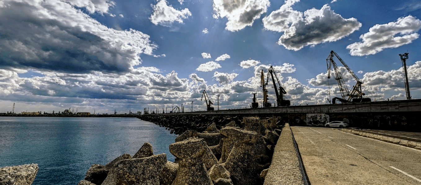 Konstanca kikötőjében már csak szeptemberre vállalnak szállítást