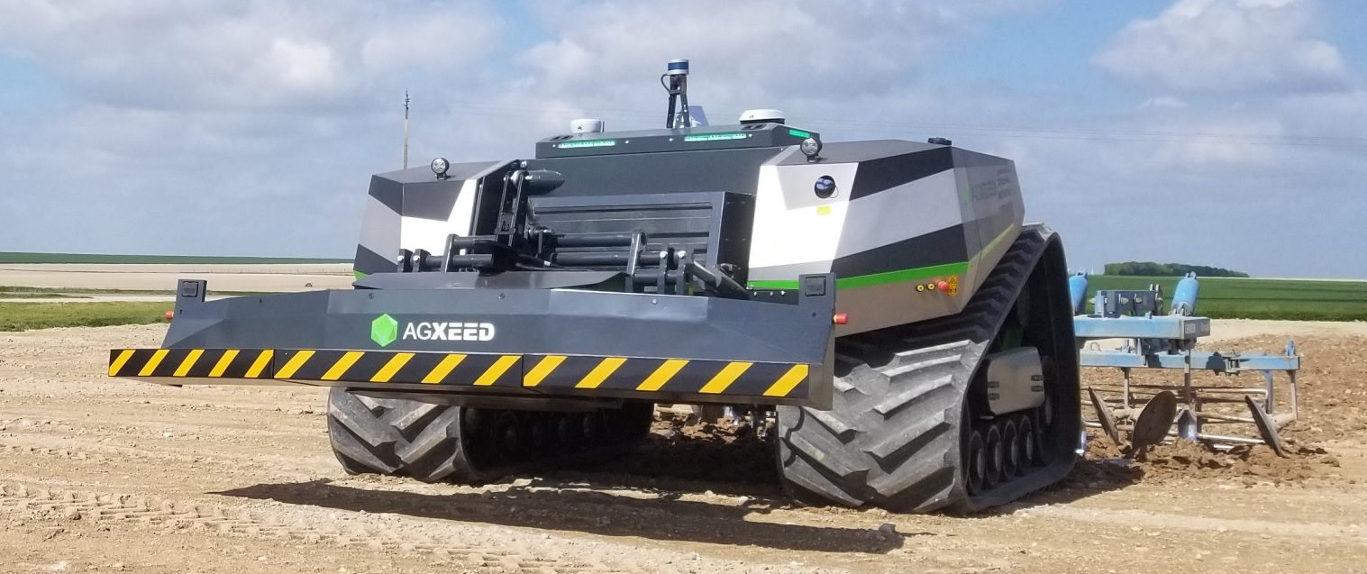 Új kezekben az AgXeed önvezető robotjai